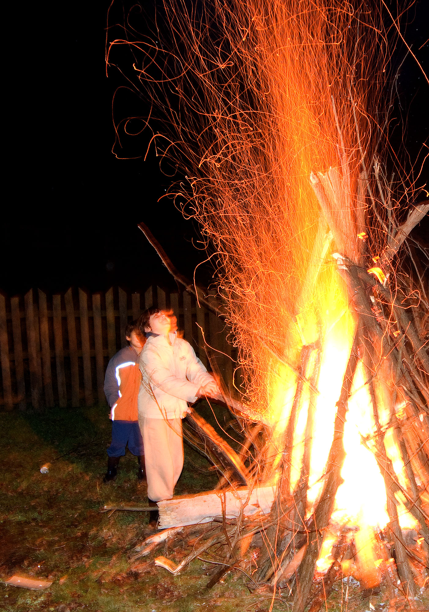 The Badnjak: Burning Oaks in a Traditional Orthodox Christian Ceremony ...